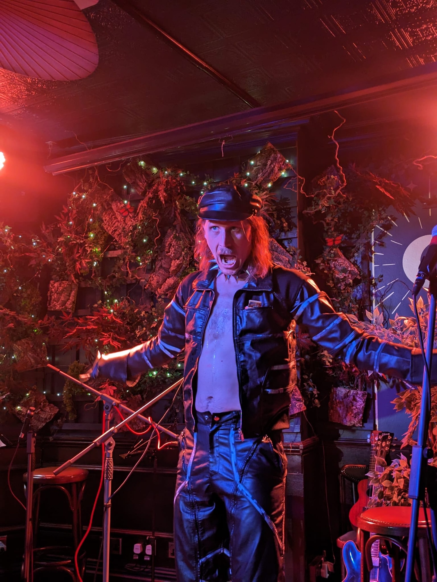 This Machine Kills Wasps with Jason Pegg, The Highchurches, Jamie ...