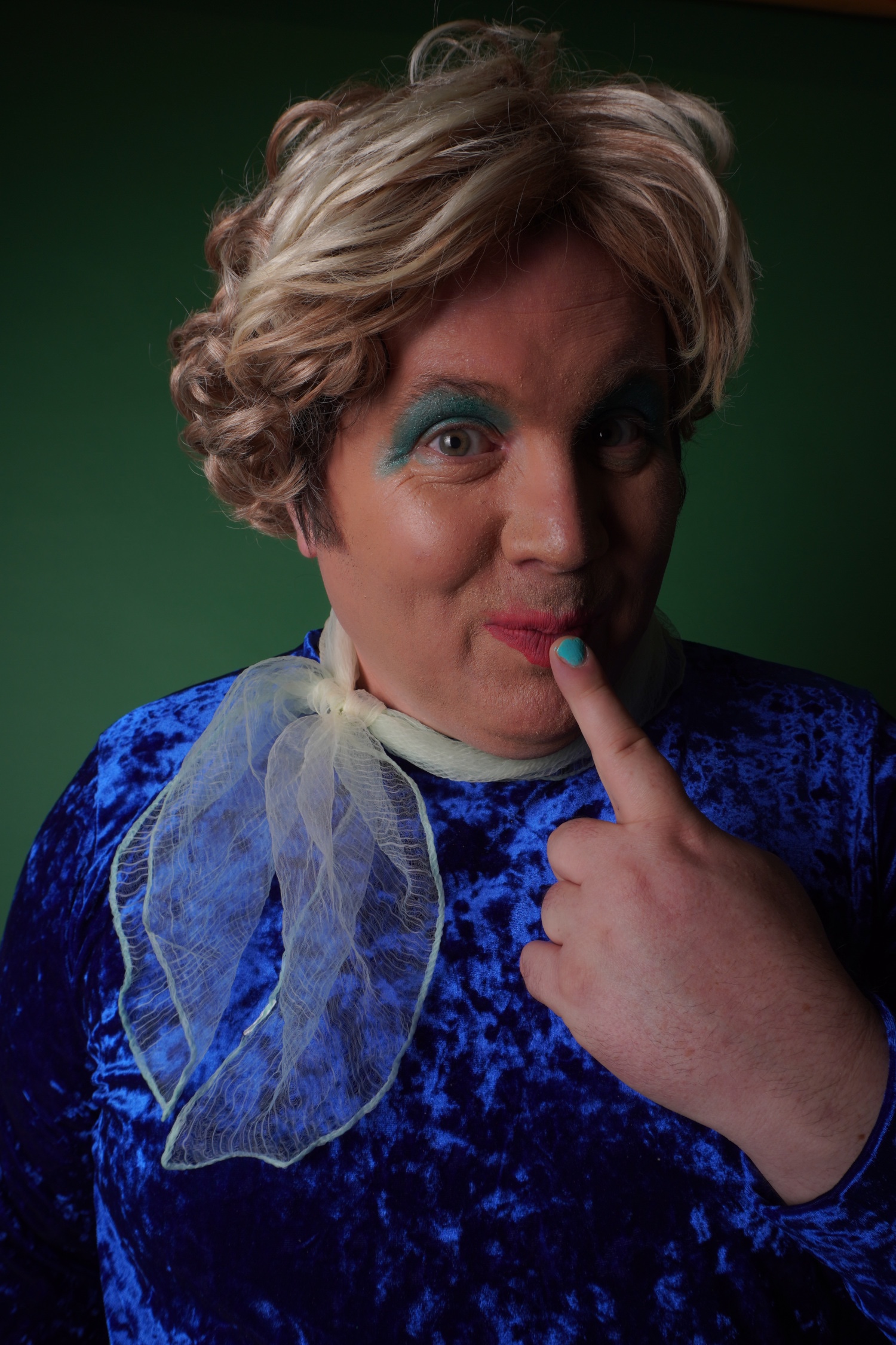 “I realised, this isn’t me – it’s Leslie”: an interview with Simon ...